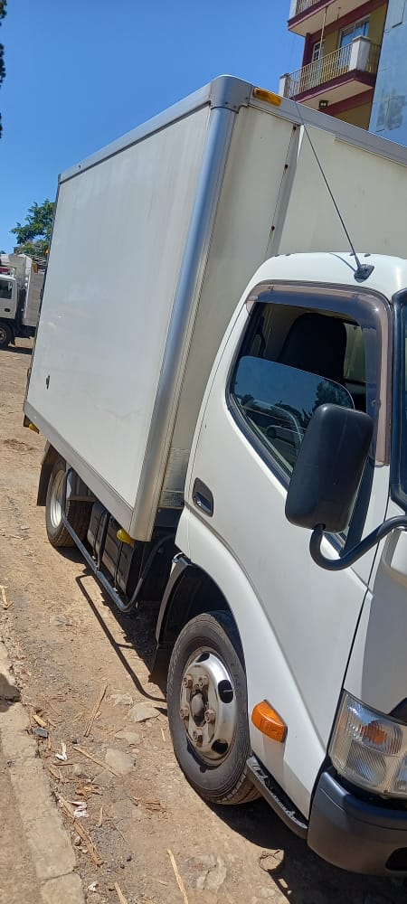 Toyota Toyoace — Cheki Motors