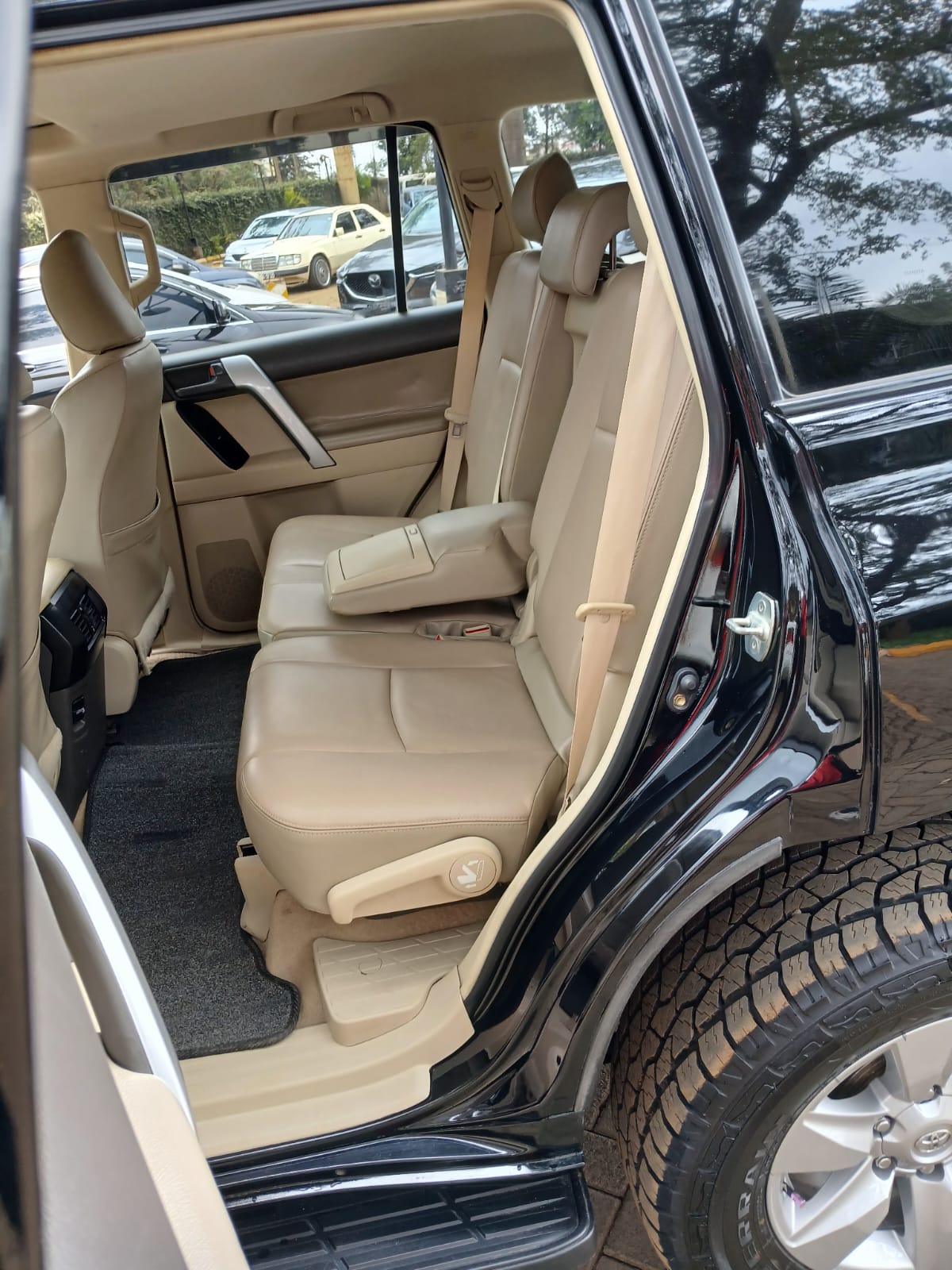 Land cruiser prado — Cheki Motors