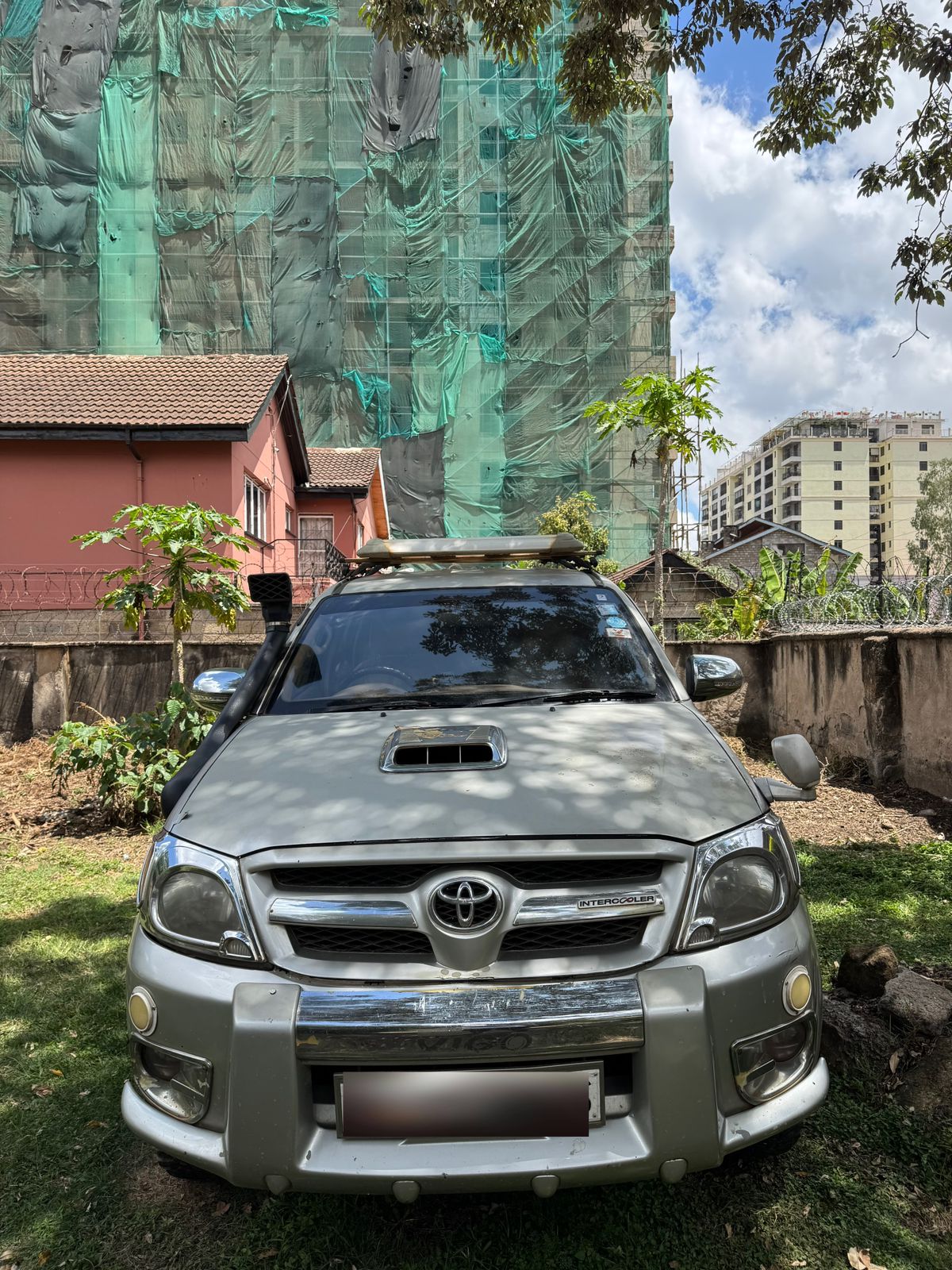 TOYOTA HILUX DOUBLE CABIN — Cheki Motors